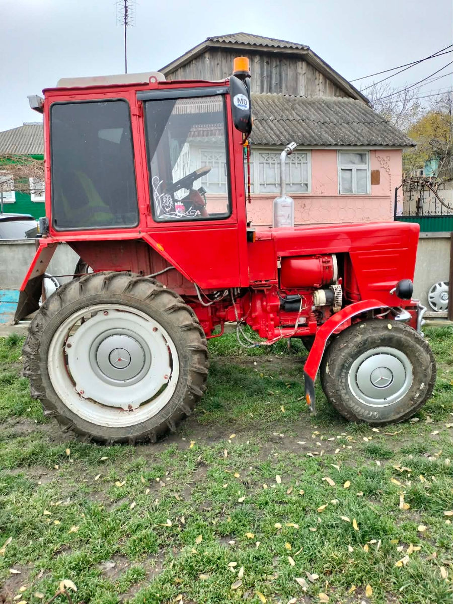 Se vinde T-25 în stare ideală