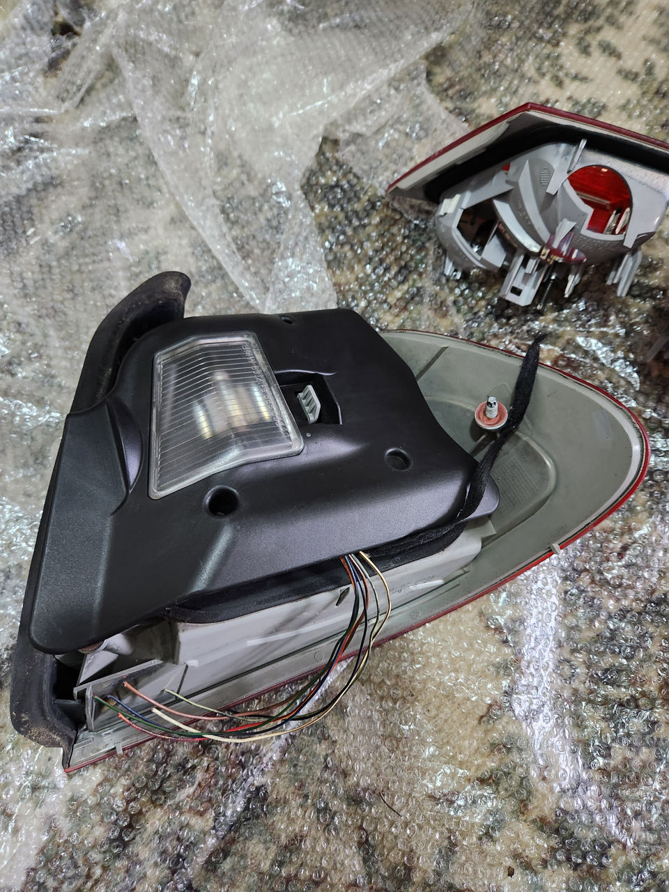 Stop-uri spate originale LED pentru BMW E46 Coupe restyle facelift OEM ...