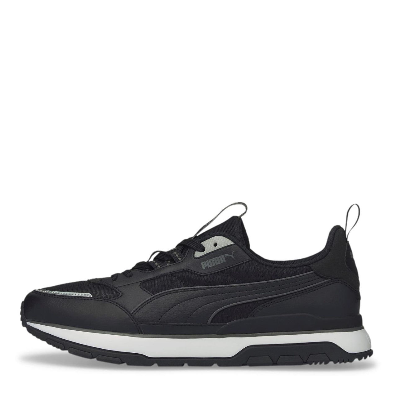 Adidasi Puma R78 Trek originali! Noi!!!