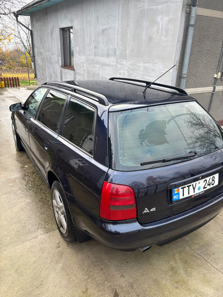 Audi A4 1999 г. с пробегом 337595 км, Газ / Бензин (пропан), 3199