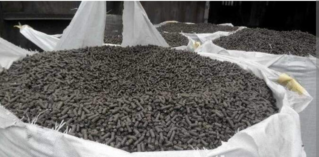 Гранула из лузги подсолнухв