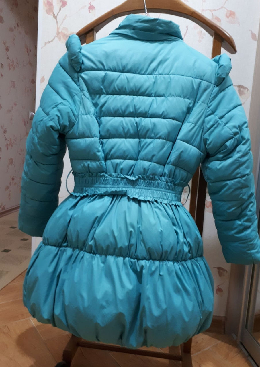 Куртки на девочку