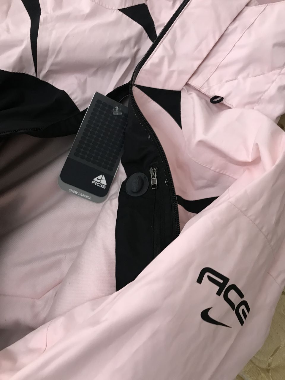 Nike nou