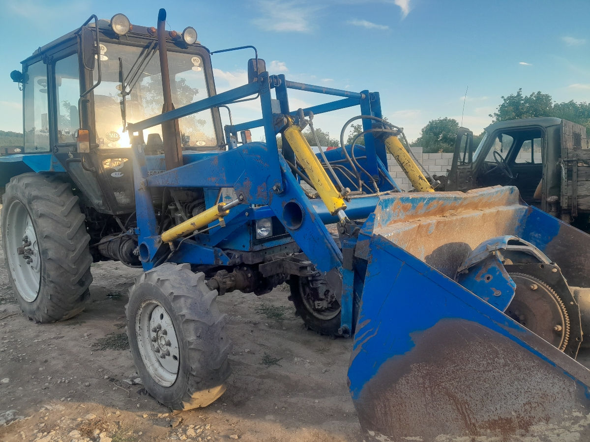 Mtz 82 anul 2006, 6800 euro făra cun, cu cun 8800