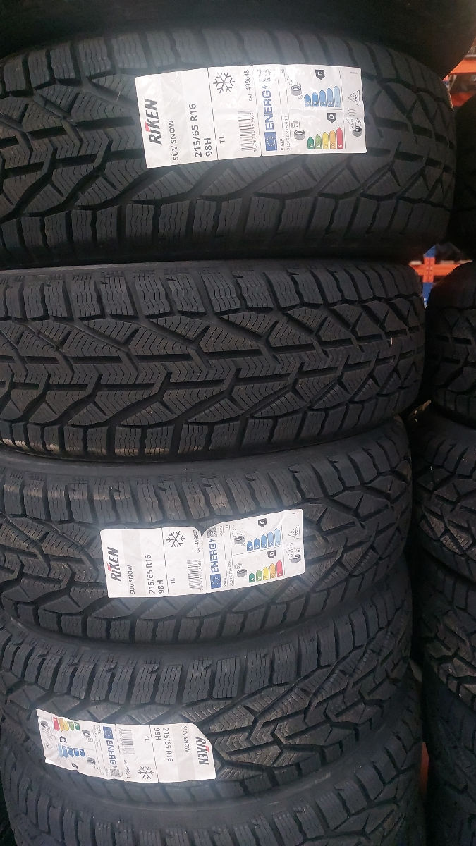 225/55r17 195/65R15 215/60R17 235/55R17 265/60R18 185/65R14 205/55R16 215/60R16 245/45R18 255/55R18