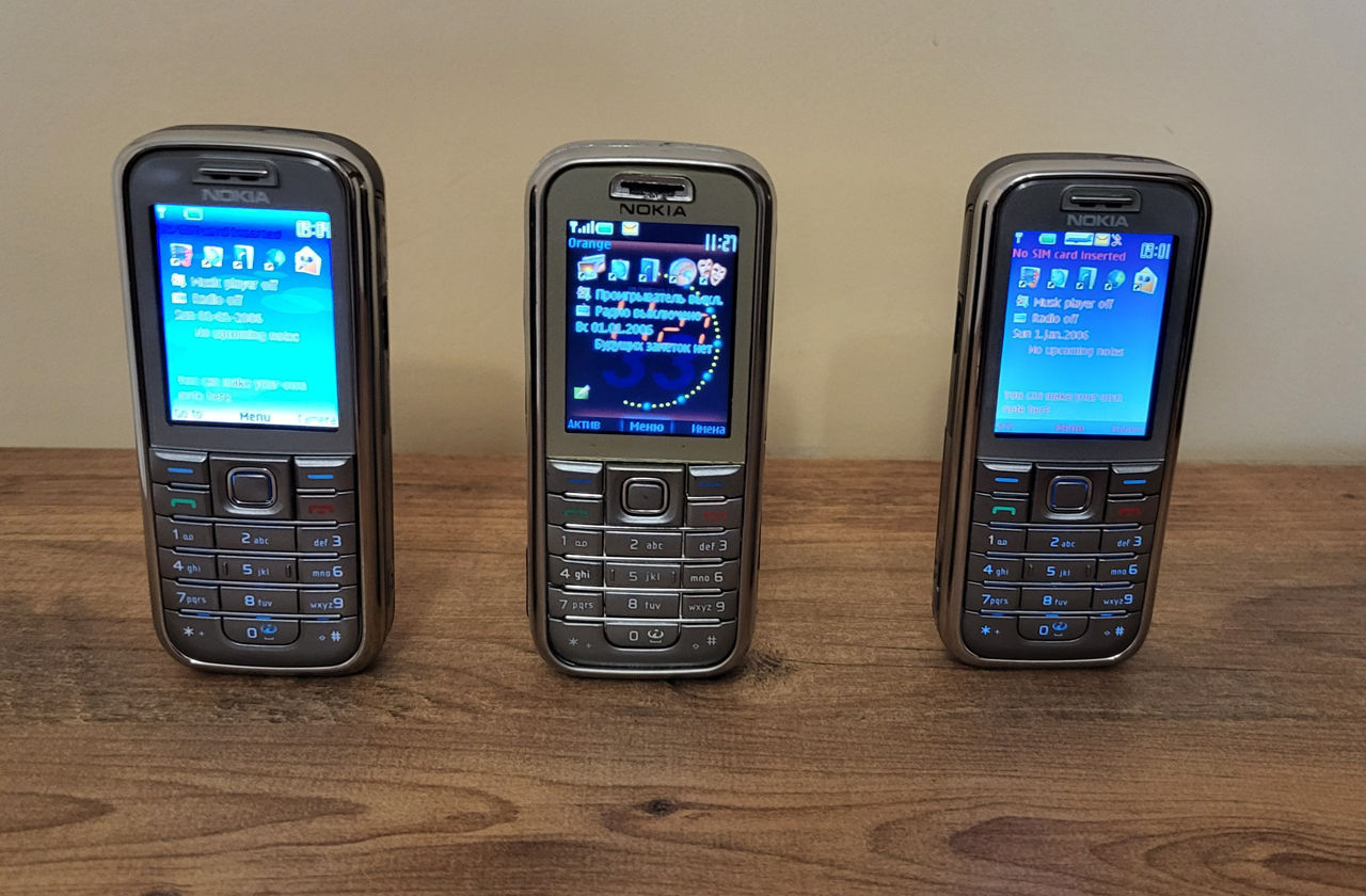 Se vinde 4 telefoane nokia 6233,nokia 7373