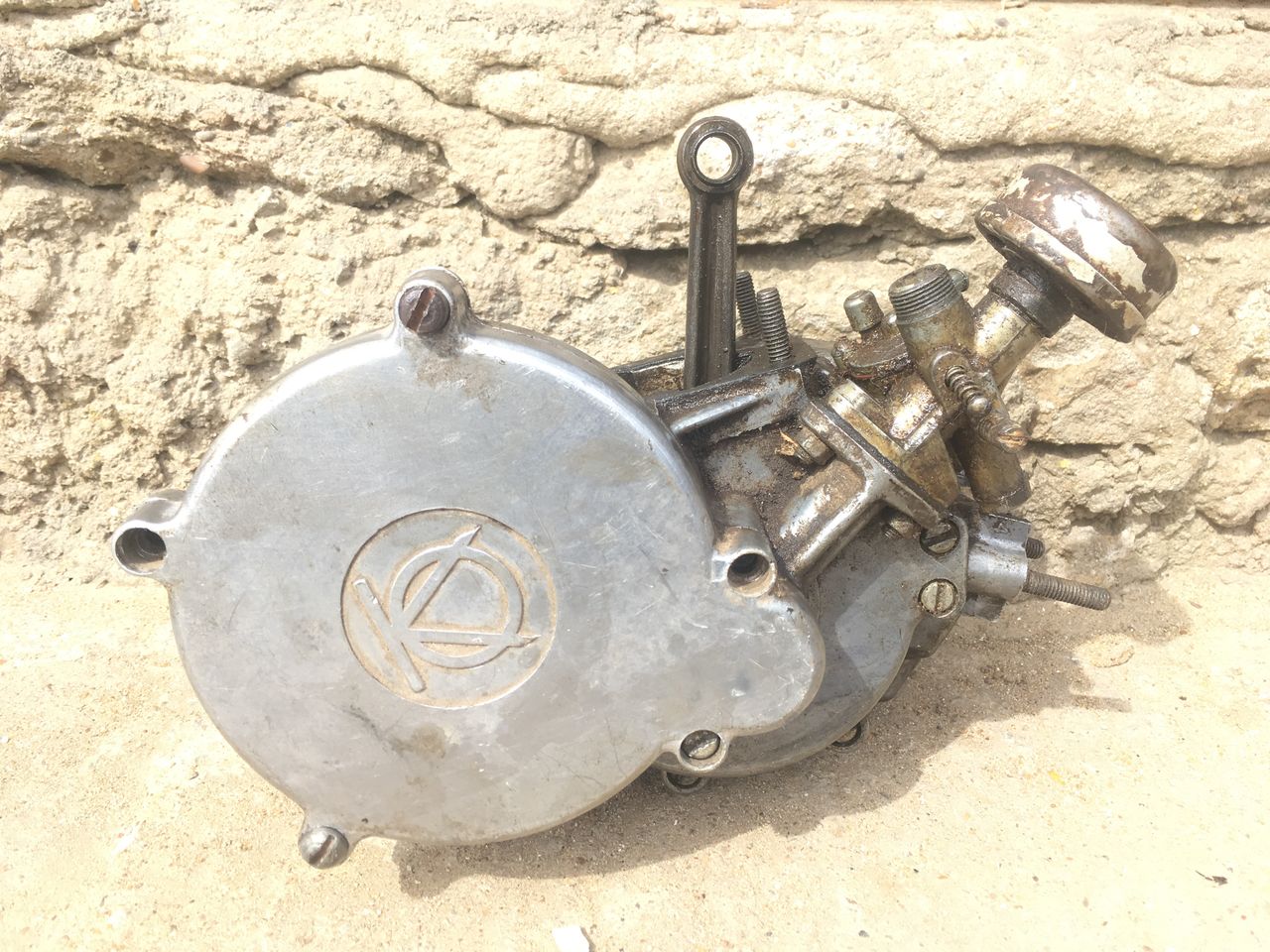 Motor D8