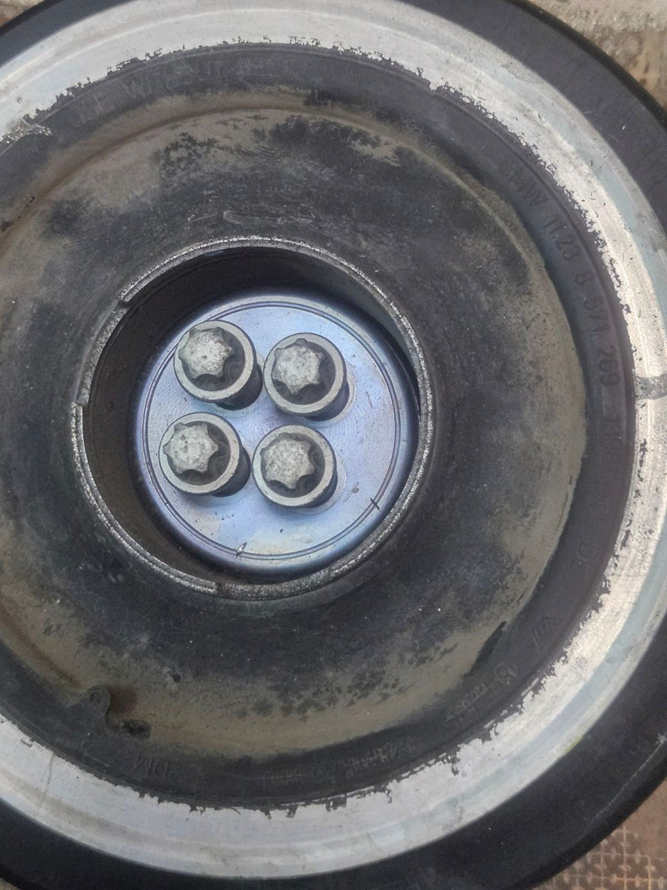 Шкив коленвала 11238571269 BMW B57 (G20 G30 G32 G11 G12 G14 G15 G01 G02 ...