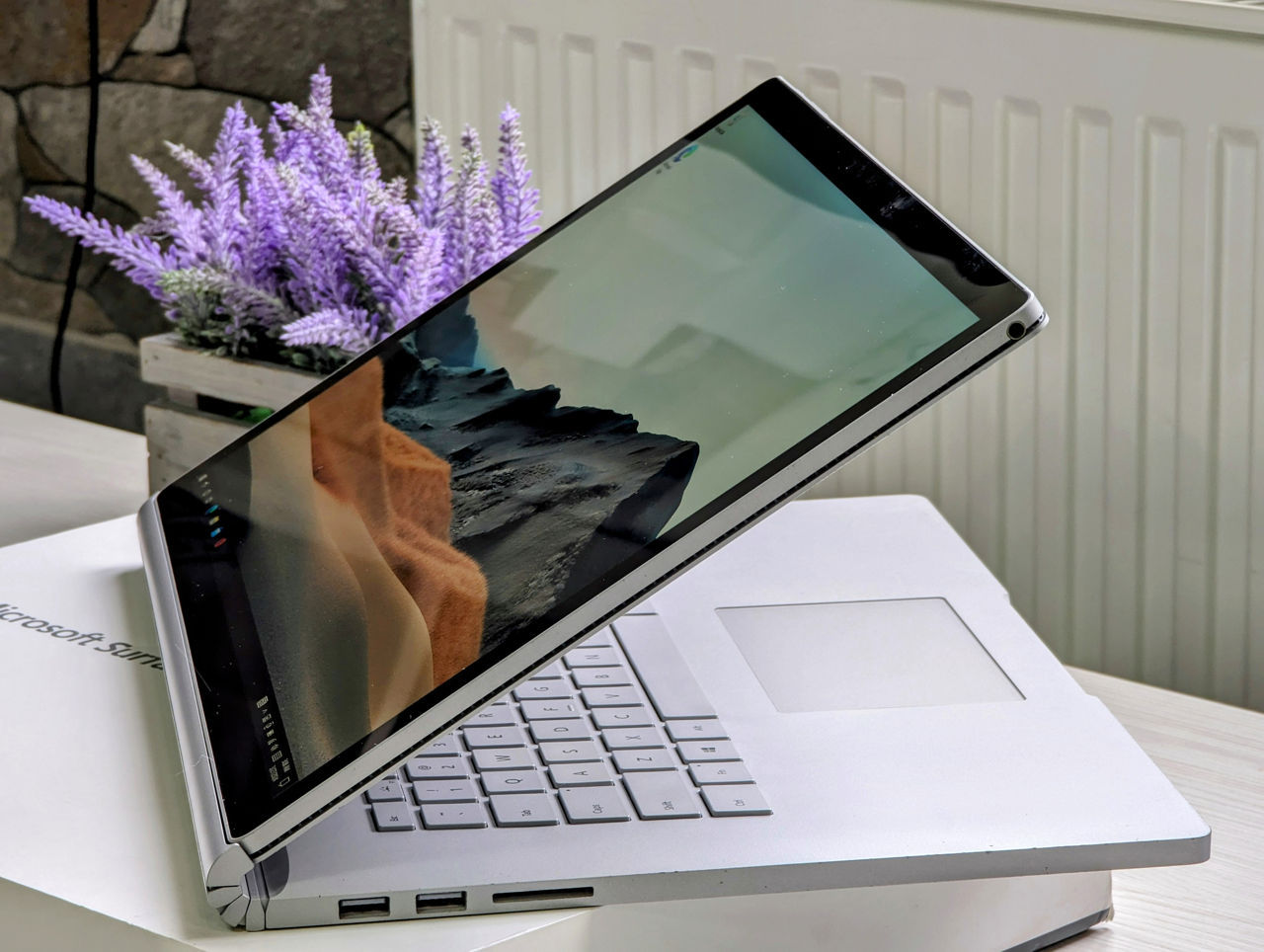 Microsoft SurfaceBook 3 15" (Core i7 1065G7/16Gb DDR4/256Gb SSD/Nvidia GTX 1660 Ti/15" 4K)