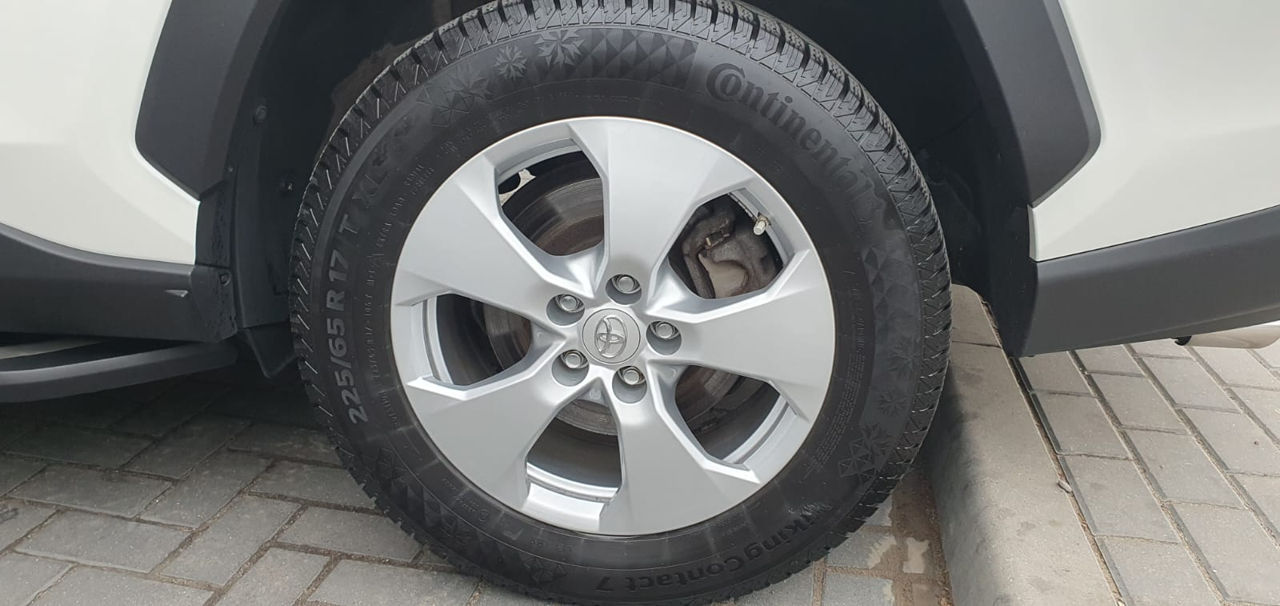 R17. .5/114.3 Toyota . Lexus