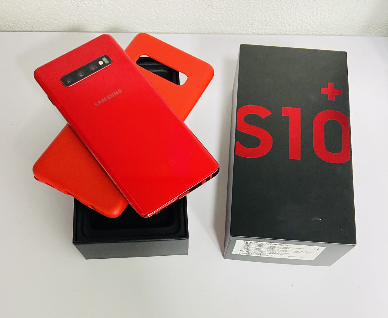 Samsung S10+ RED