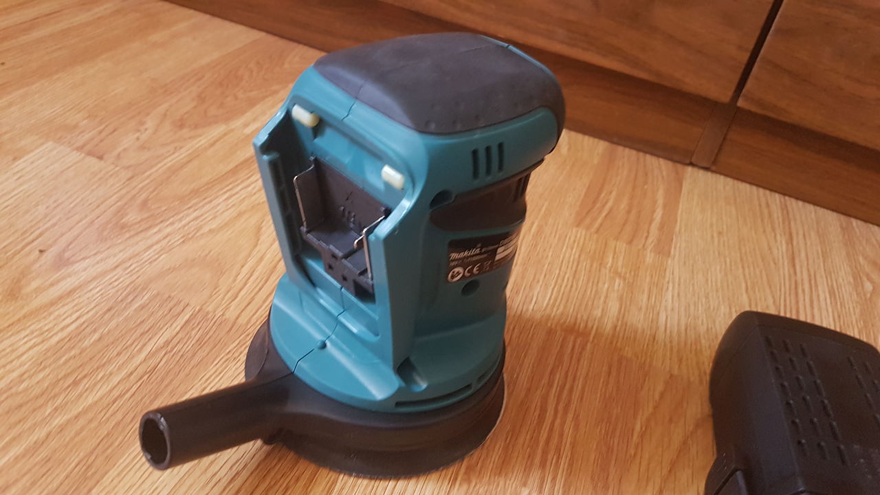 Makita DBO180