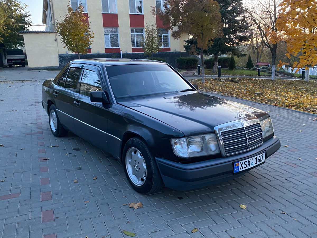 Mercedes Series (W124)