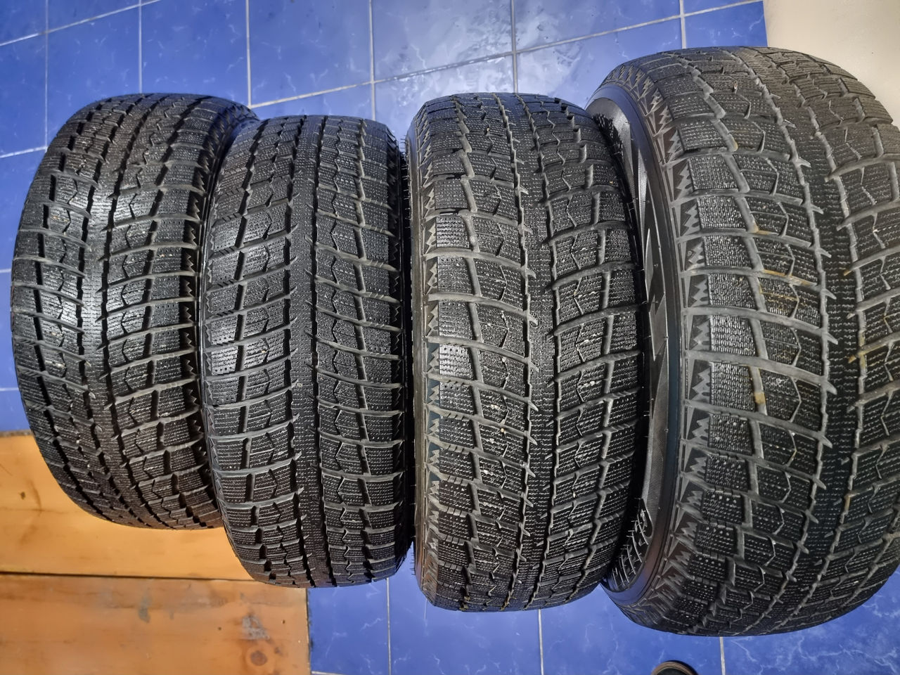 215/60 R16