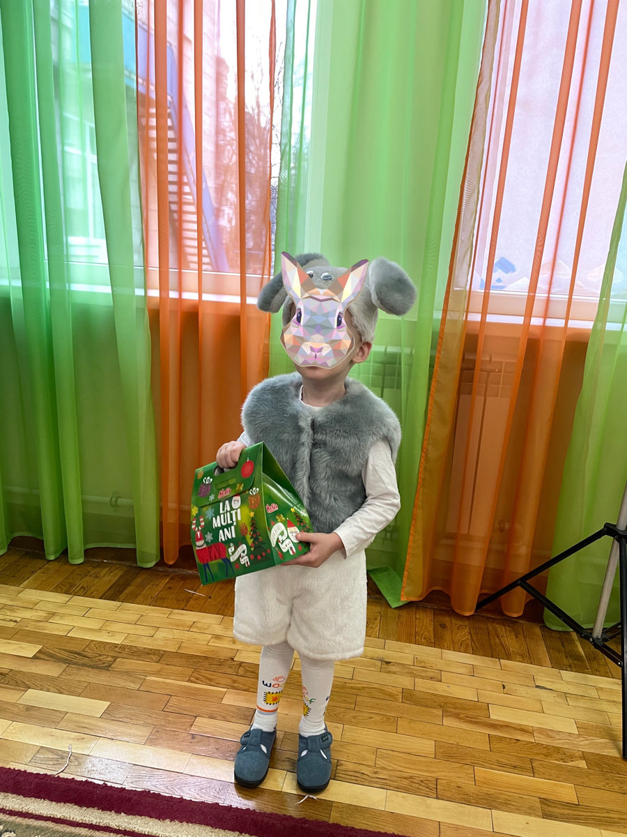 Costum de iepuras 2-3 ani