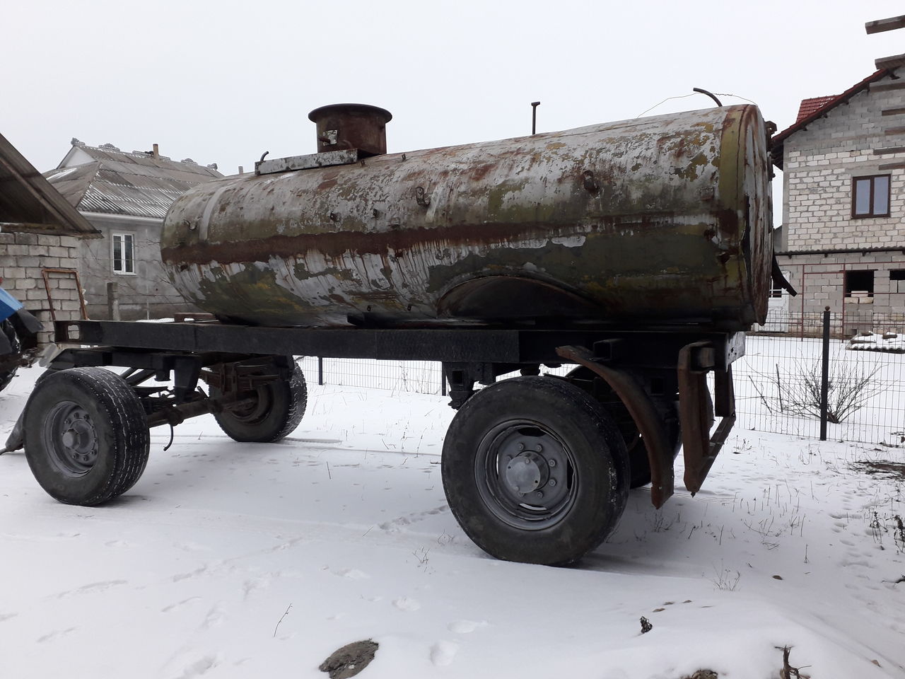 Remorca Cisterna 8 tone