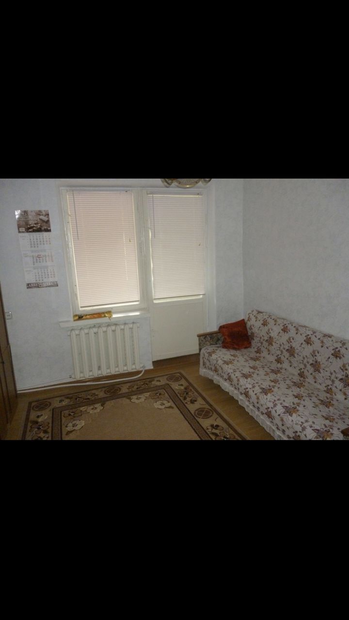 Vînd apartament cu 1 camera +garaj +5ari Sanatoriul Codru