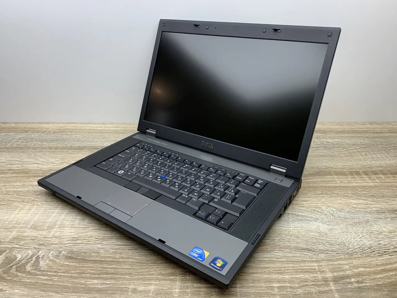 Dell Latitude E5510 - Com Port - intel Core i3/ 4GB RAM/ 320GB ROM