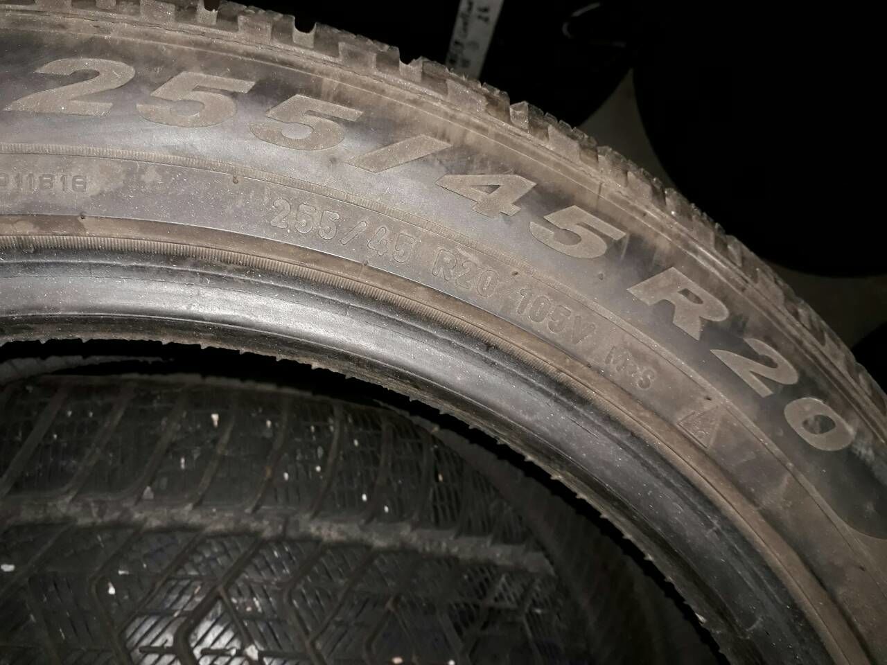 255 45 R20 2 cauciucuri Pirelli 255 45 20