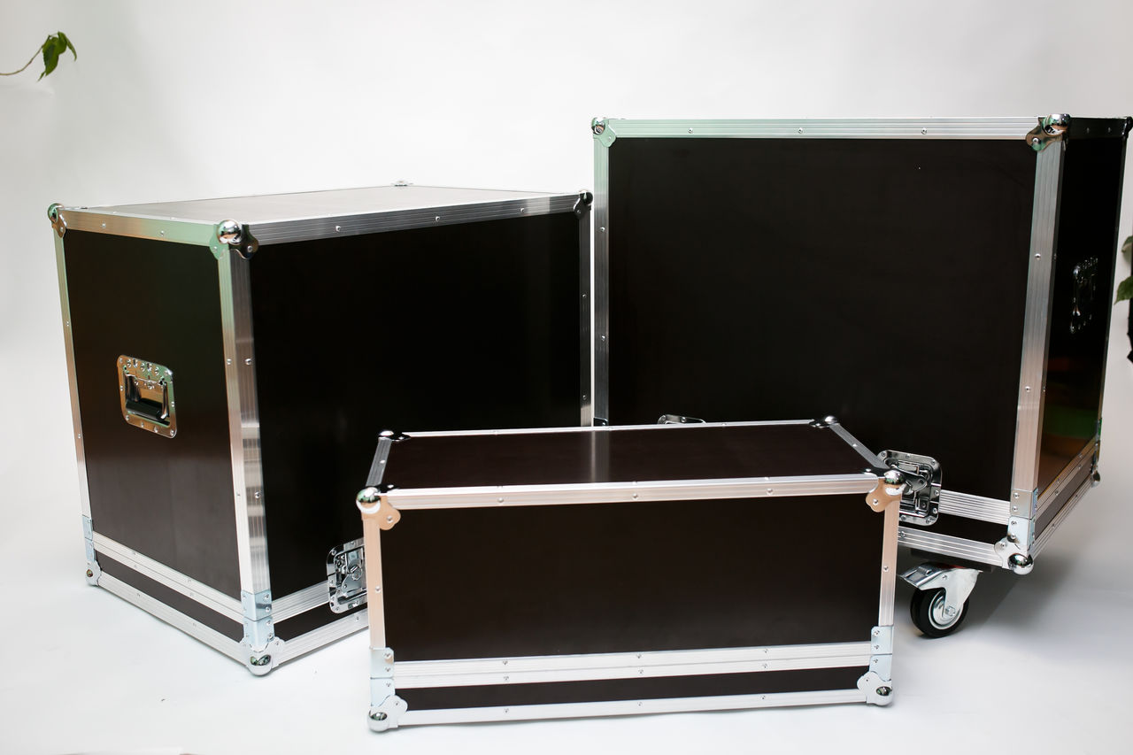 Транспортировочные кофры.кейсы.рэки ( Flight cases) изготовление под заказ