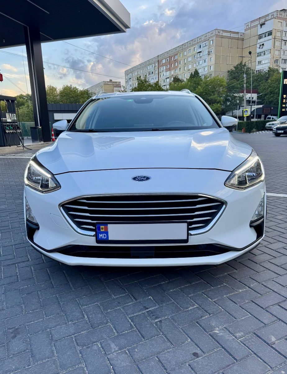 Ford Focus an. 2020 cu rulaj 128000 km, Diesel, 11399