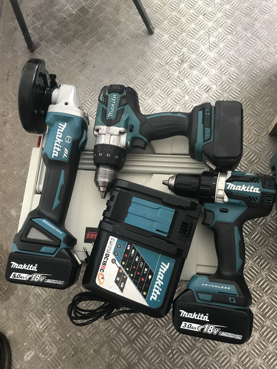 Set makita