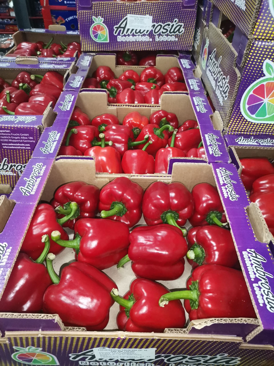 Vindem fructe și legume la preț angro