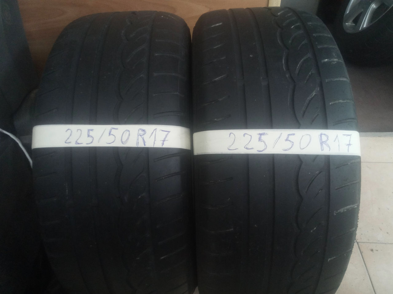 225/50 R 17 Dunlop