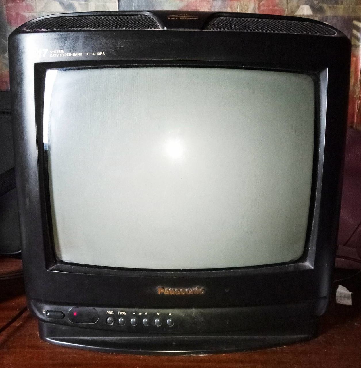 Отличный TV Panasonic 14" - 280 лей!