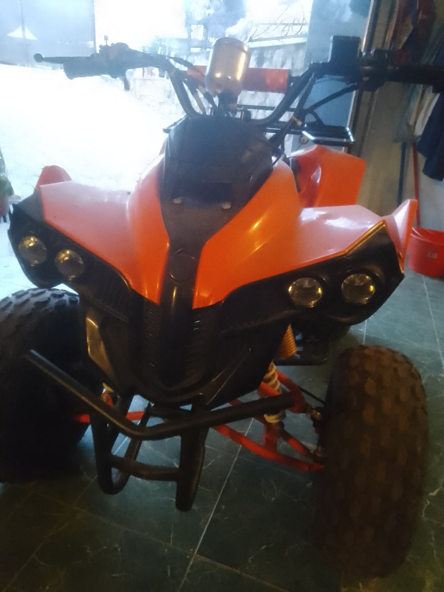 Altă marcă 125 cm² cuadraciclu quad s-10 2015 cu documente an. 2015 cu rulaj 50 km, 530