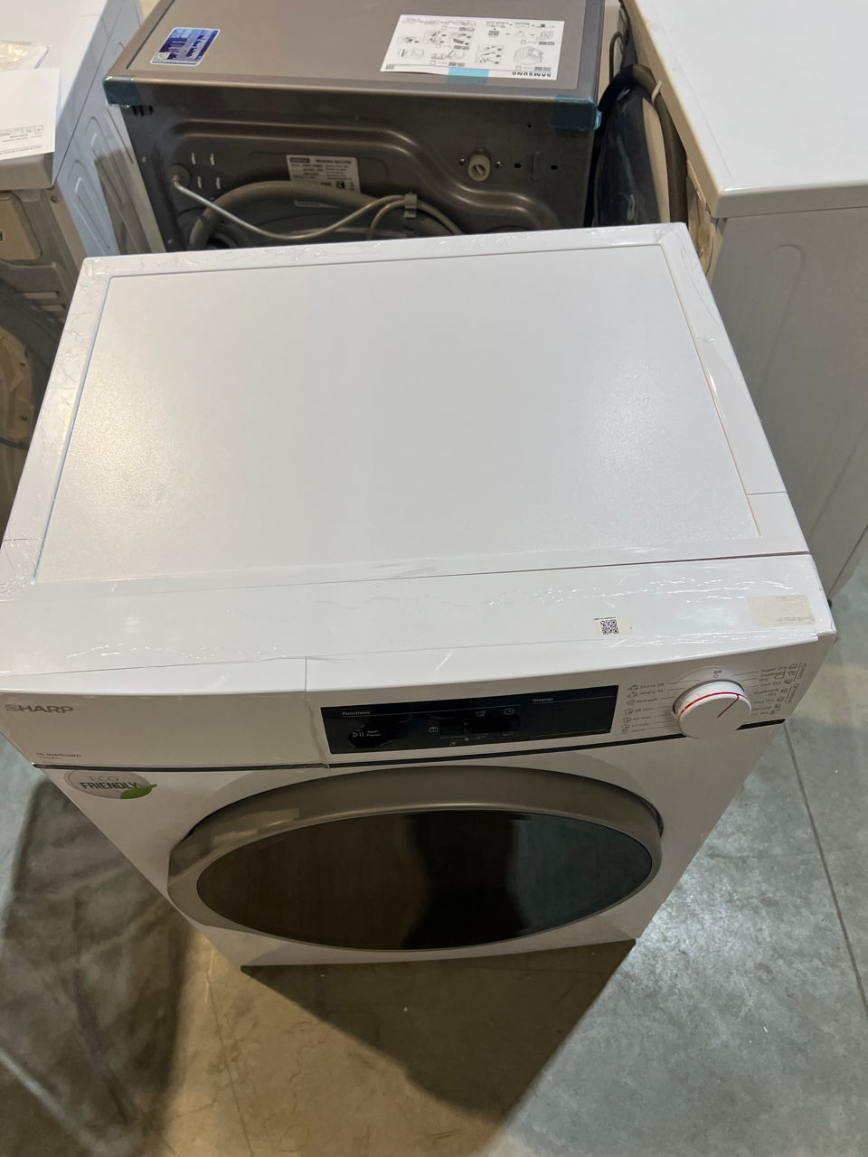 Uscatoare de Rufe Sharp,