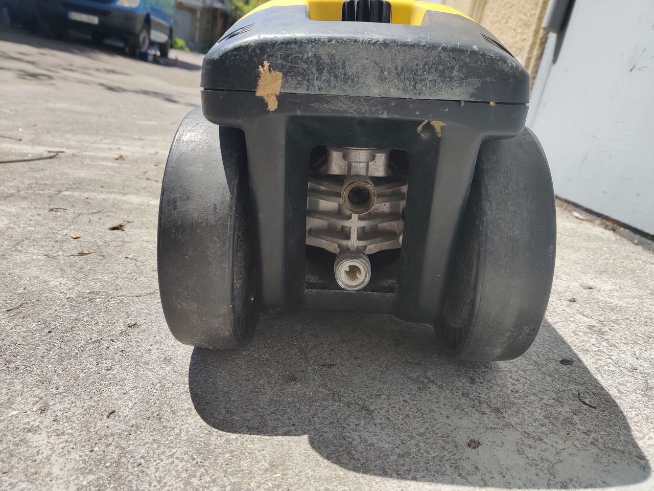 Aparat de spălat cu presiune Karcher 620M, adus din Germania