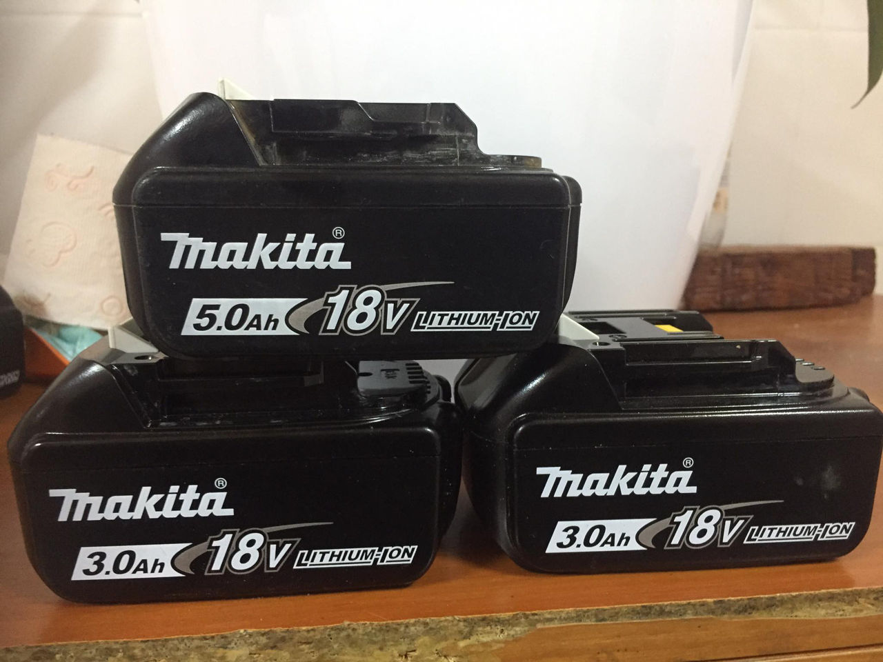 Incarcatoare si Baterei Makita