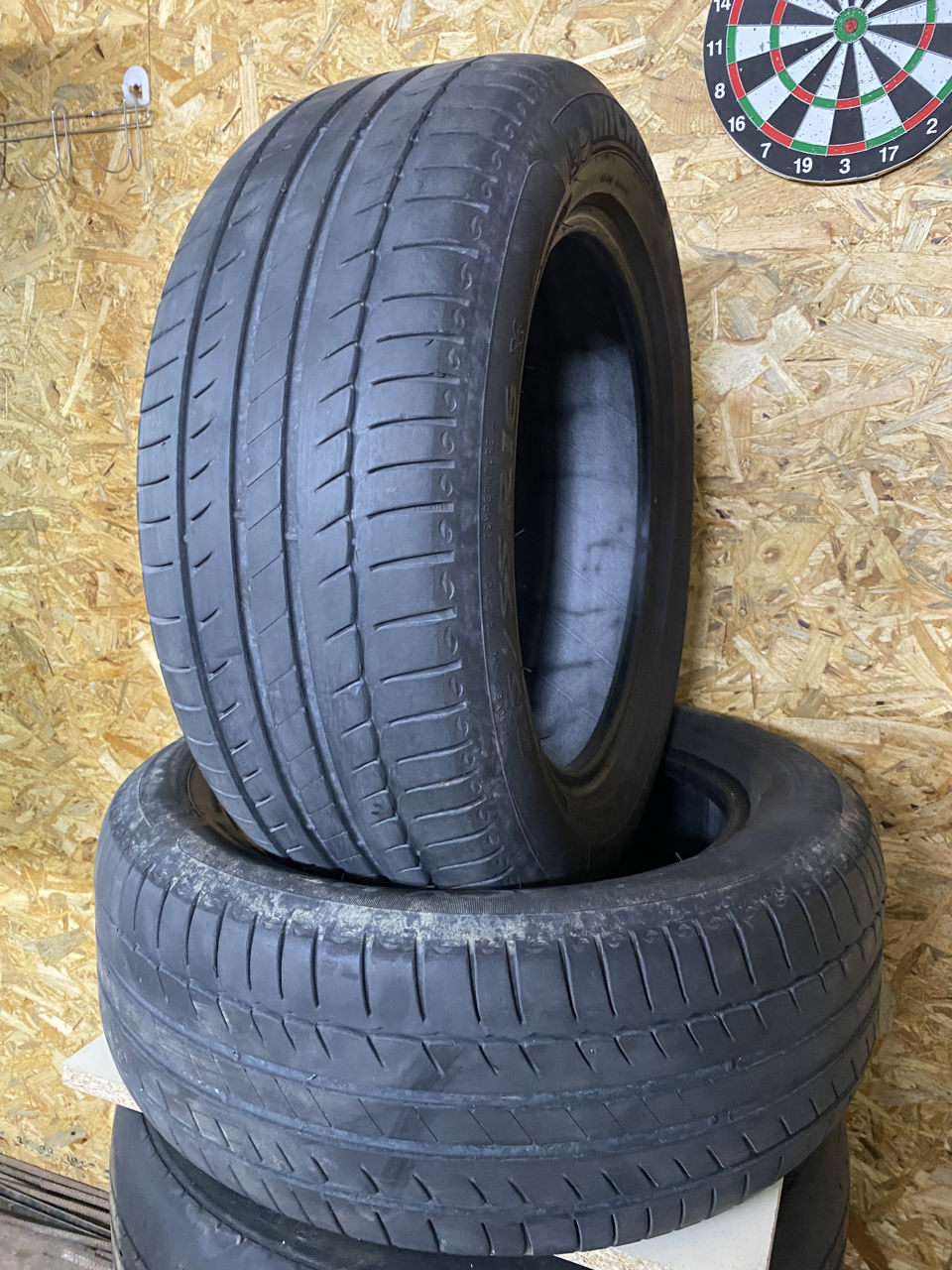 Michelin R16 215/55
