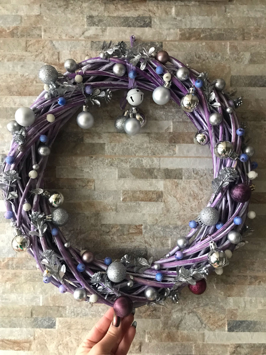 Новогодние веночки декоративные от 150