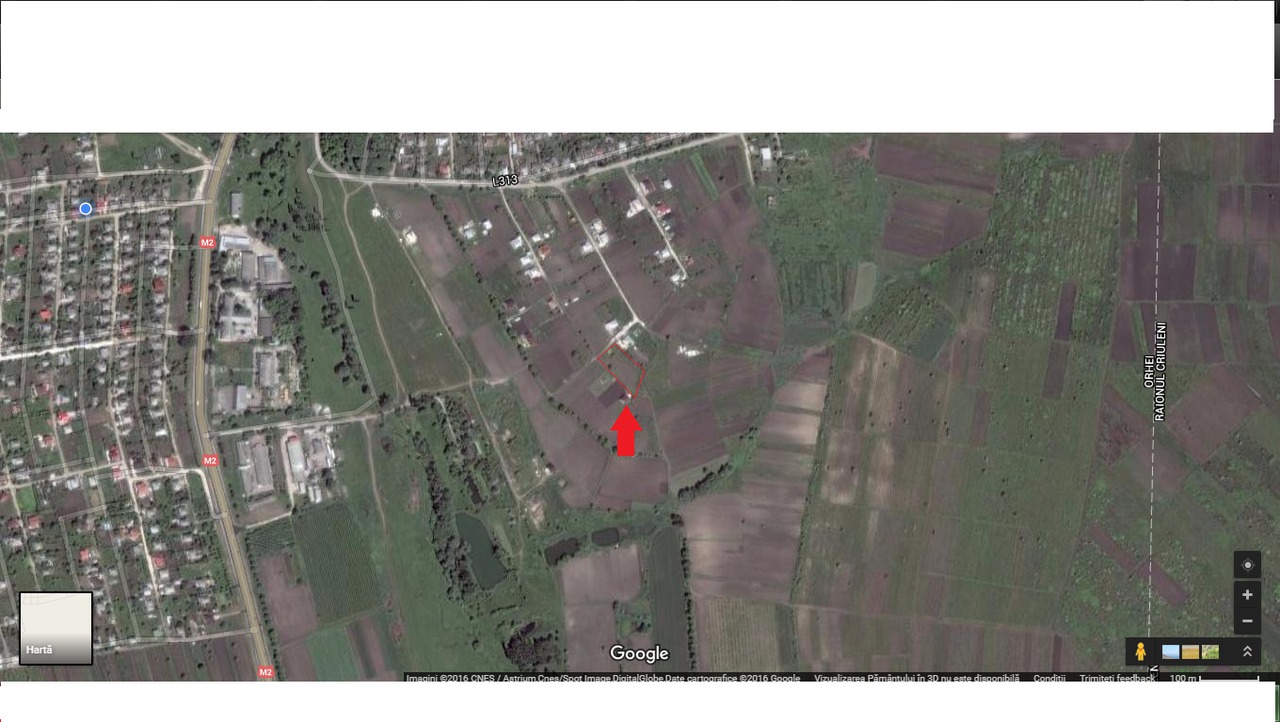 Lot de pamint pentru constructie peresecina