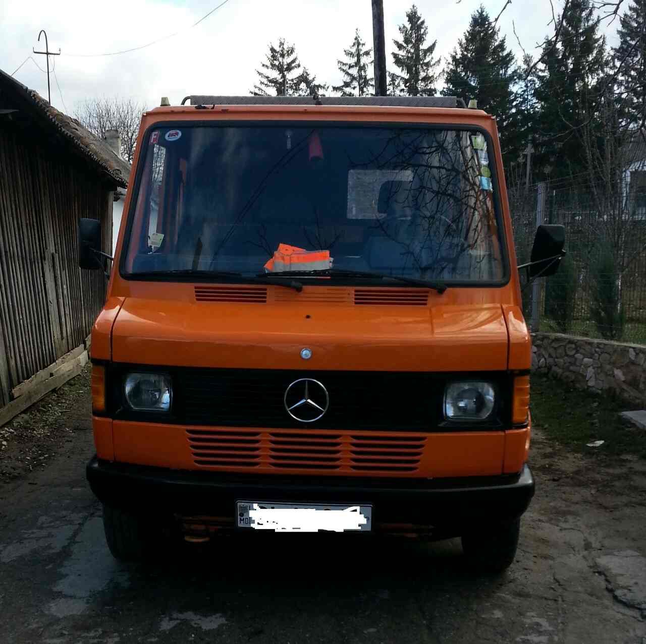 Mercedes 409D