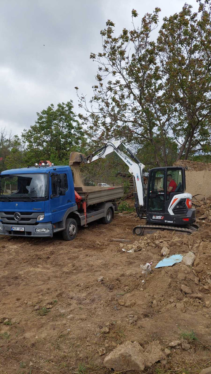 Servicii Excavator ,Bobcat,Manipulator, Basculanta