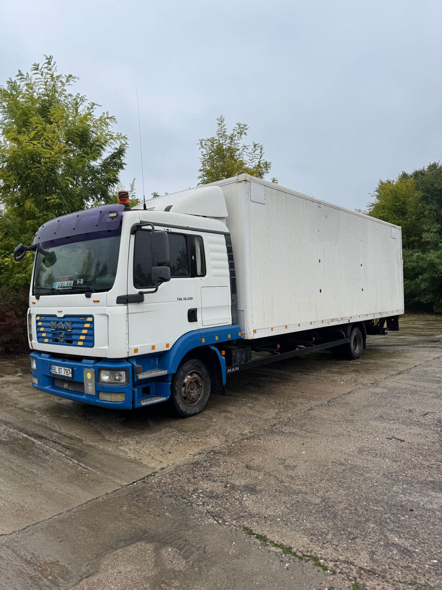 Man TGL 12 210 an. 2006 cu rulaj 566000 km, Diesel, 11500