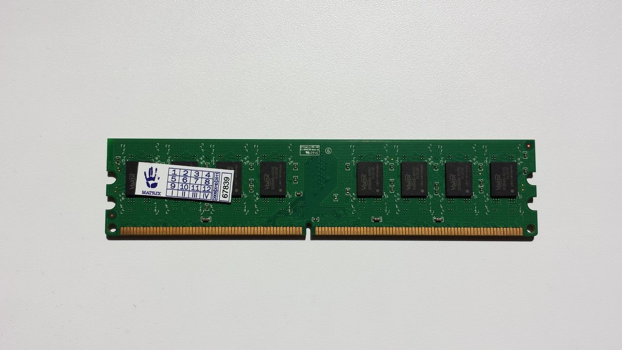 Vând DDR2-800 2GB VDATA