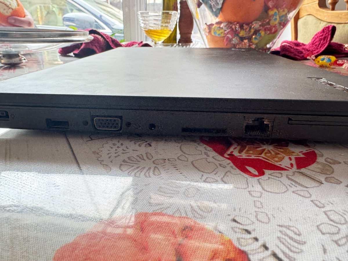 Lenovo thinkpad 550t