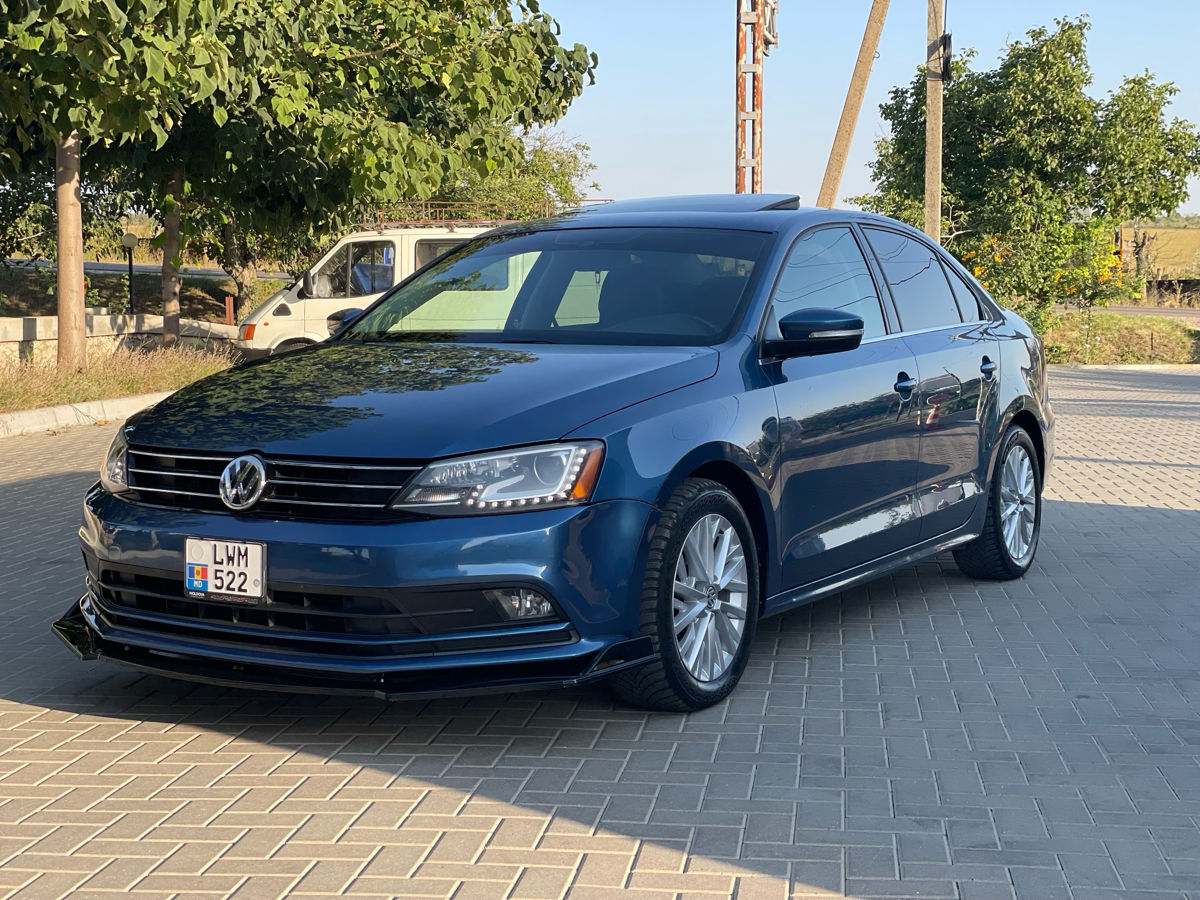 Volkswagen Jetta an. 2017 cu rulaj 125000 km, Benzină, 10500