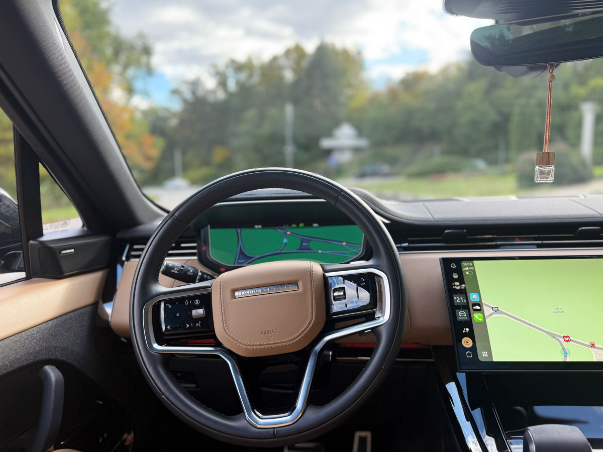 Land Rover Range Rover Sport an. 2024 cu rulaj 25000 km, Diesel, 93300