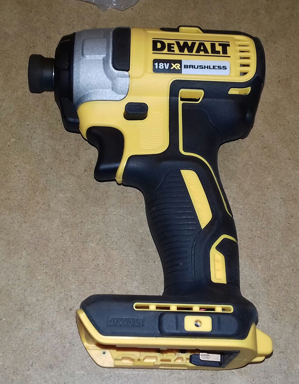 Dewalt DCF 787