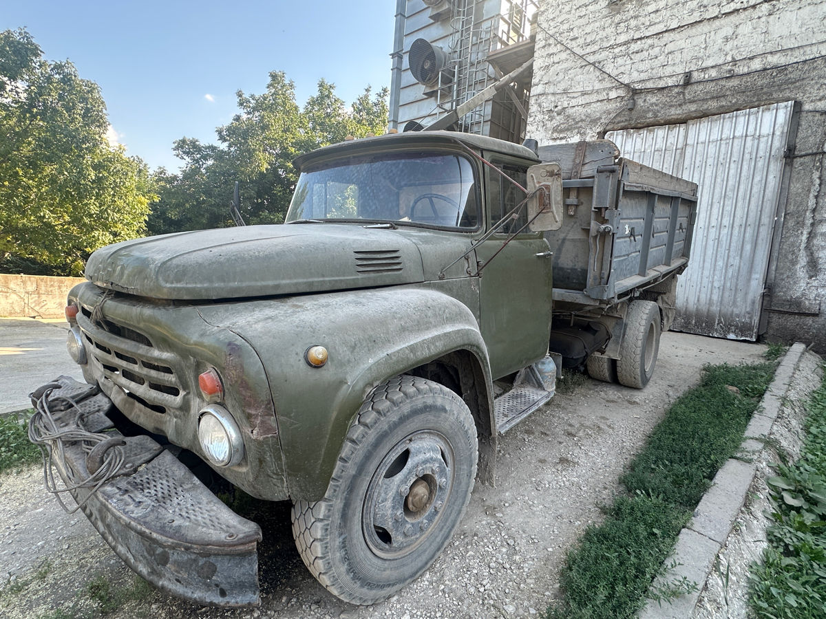 ЗИЛ Zil , Gaz an. 1990 cu rulaj 120 km, Diesel, 50