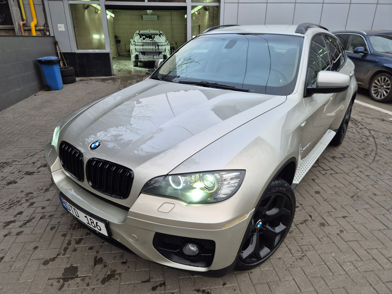 BMW X6 2010 г. с пробегом 216000 км, Дизель, 16900