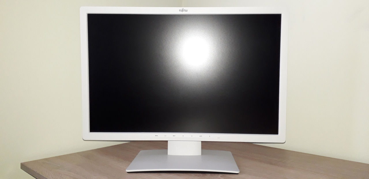 Monitor Fujitsu b24w-7