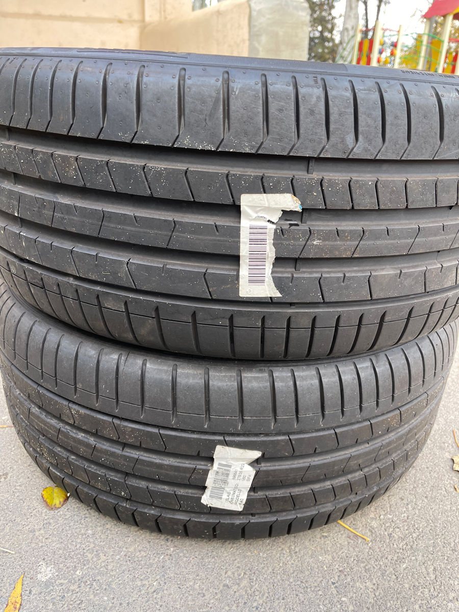 PIRELLI 275/35 R22 104W