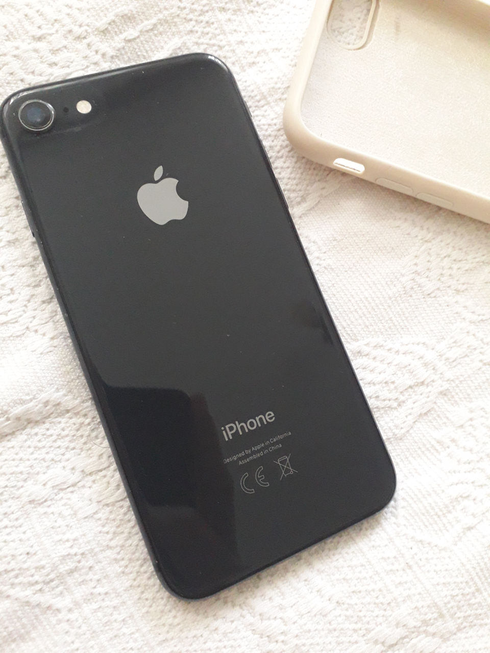 Vand Iphone 8 64 gb space gray