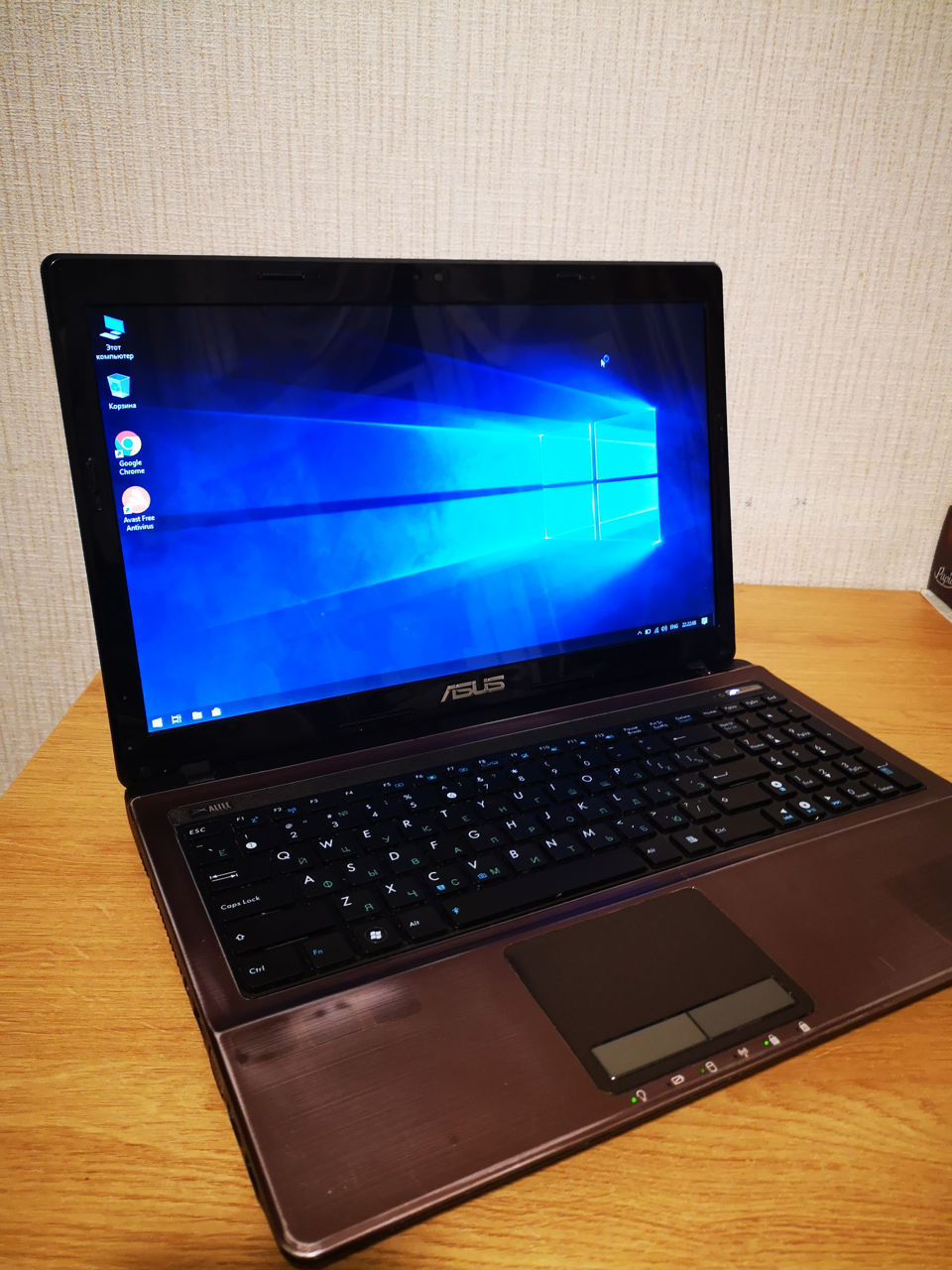 Asus K53E,Intel I7,RAM 4G,Carcasa metal